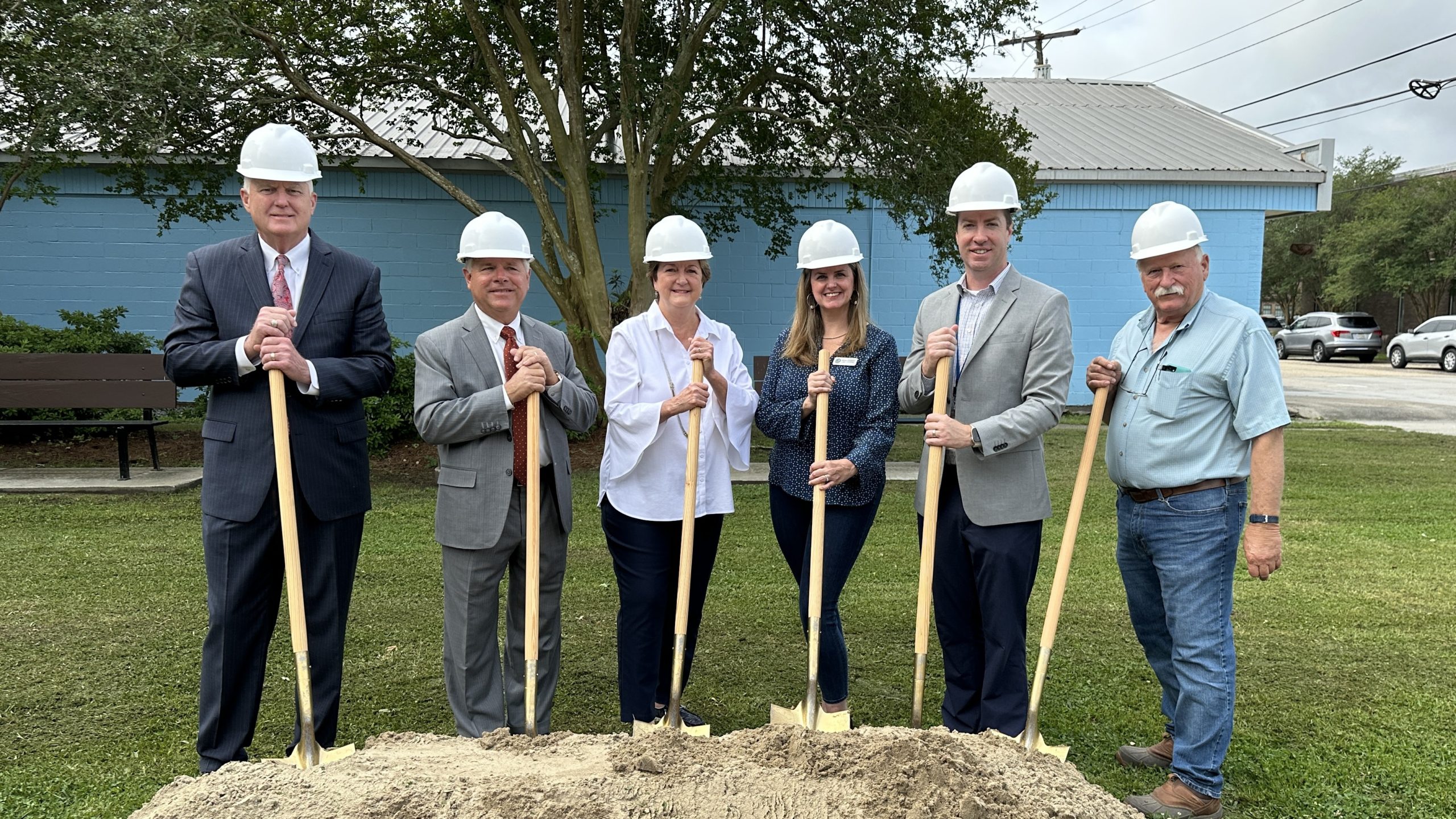 Slidell breaks ground on the Olde Towne Slidell Cross Walks Project ...